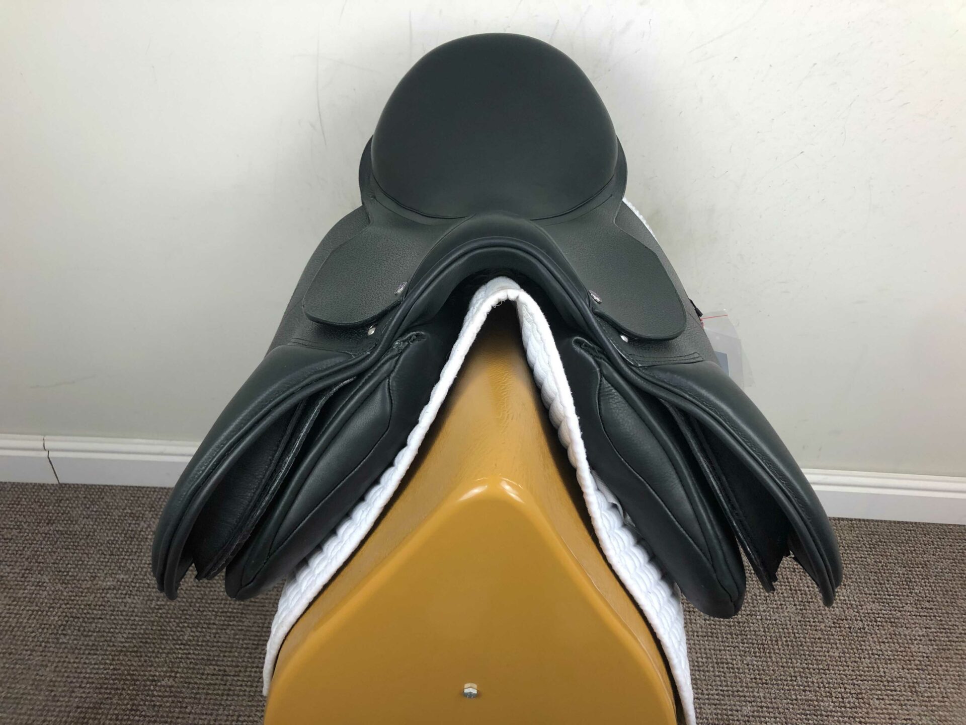 16 inch Cavaletti Collection Adjustable GP Saddle Black EX DEMO | The ...