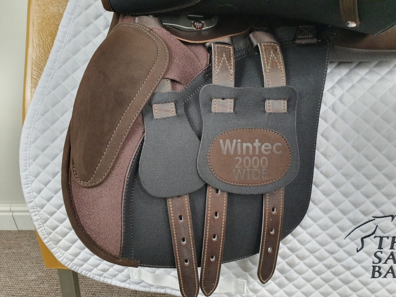 17 inch Wintec 2000 Wide AP All Purpose Brown Adjustable - N0523