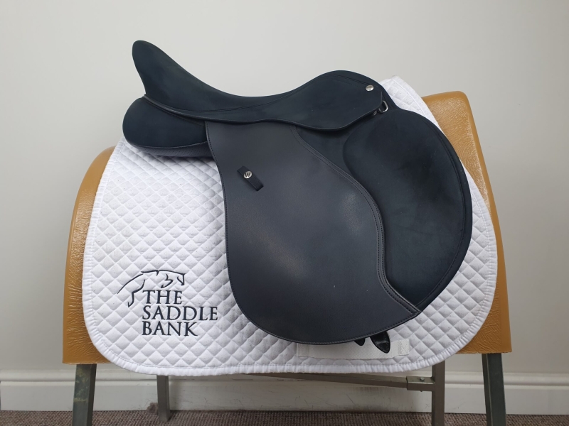 17 inch Wintec 2000 High Wither Square Cantle SC AP All Purpose Black ...