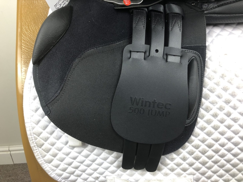 Wintec 500 Jump Adjustable | The Saddle Bank