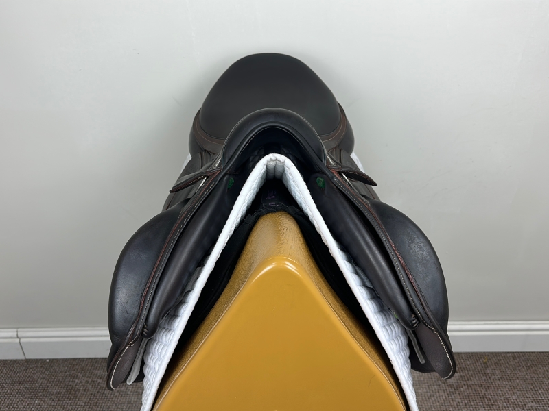 18 inch Devoucoux Chiberta Lab Brown Medium - S5398