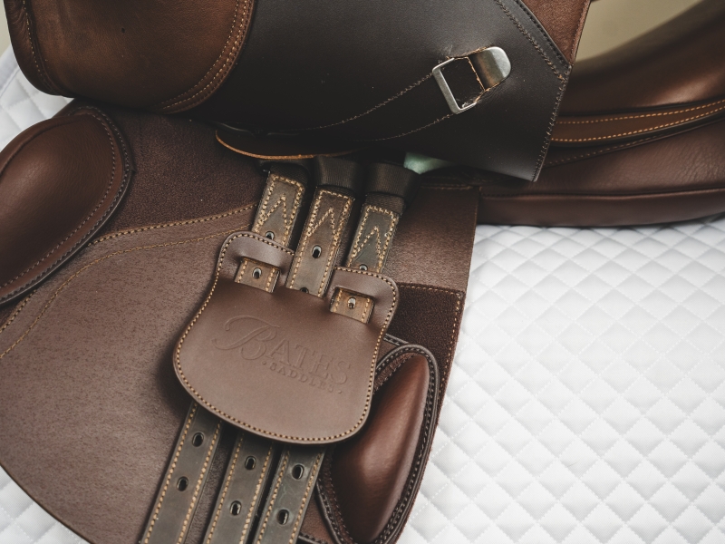 17 inch Bates Elevation DS Deep Seat Opulence + Brown Adjustable - N0894