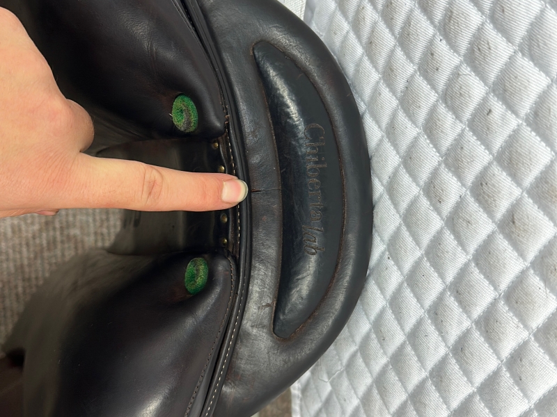 18 inch Devoucoux Chiberta Lab Brown Medium - S5398