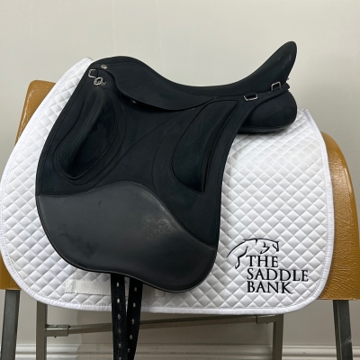 Wintec Pro Endurance Saddles | The Saddle Bank