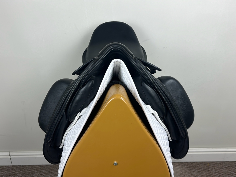 17.5 inch Fairfax Rebecca Hughes MDR Black Adjustable - S5643