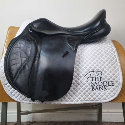 Thorowgood | The Saddle Bank