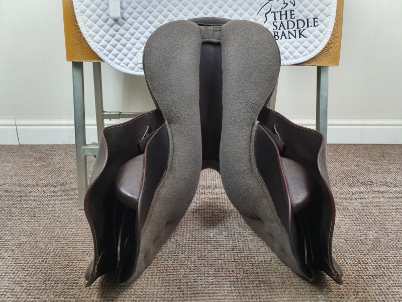 17.5 inch Loxley Foxhunter LX Brown Wide - C2560