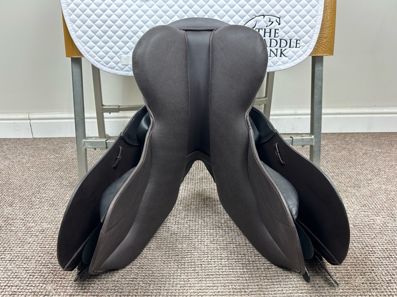 17 inch Thorowgood T8 High Wither Compact GP HGC Brown Adjustable - S4393