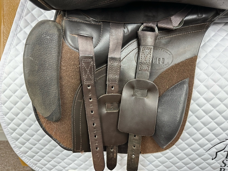 17.5 inch Kent and Masters Original GPD MGD Brown Adjustable - S4396