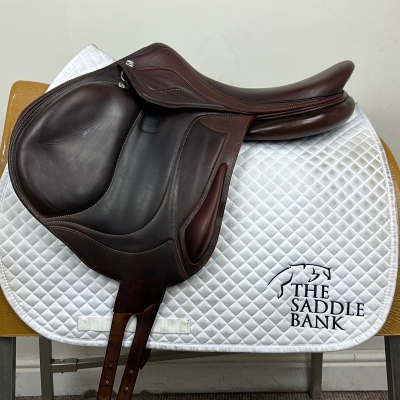 Devoucoux Saddles | The Saddle Bank