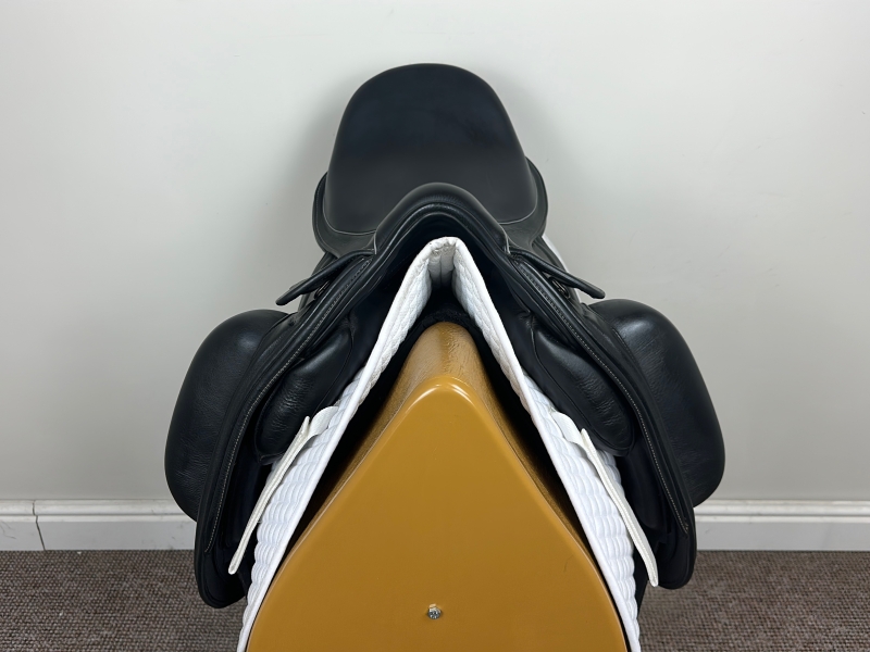 17.5 inch Fairfax Rebecca Hughes MDR Black Adjustable - S4791