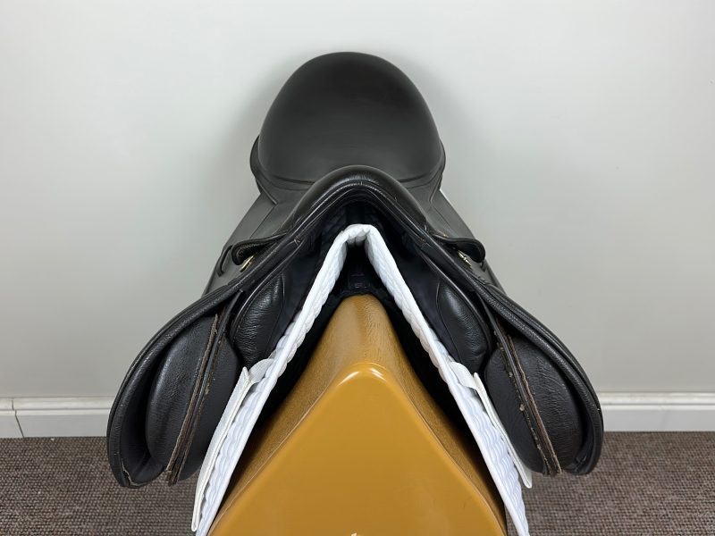 17 inch Kent and Masters S-Series Anatomic GP MGA Brown Adjustable - S4716