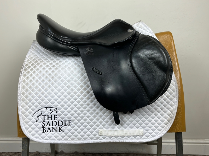 17 inch Fairfax Classic Cupped Flap Jump MJC Black Adjustable - S4694