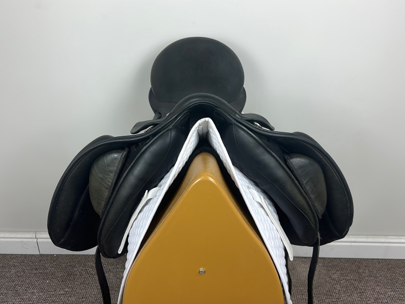 17.5 inch GFS Monarch Dressage S614 Black Adjustable - C2791