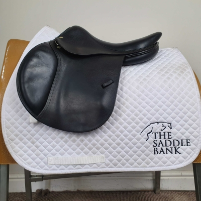 Devoucoux Saddles | The Saddle Bank