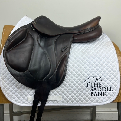 Devoucoux Saddles | The Saddle Bank