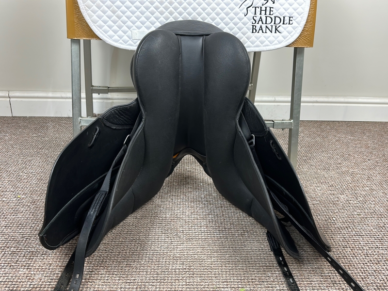 17 inch Thorowgood T8 Low Wither Dressage with Surface Mounted Block ...