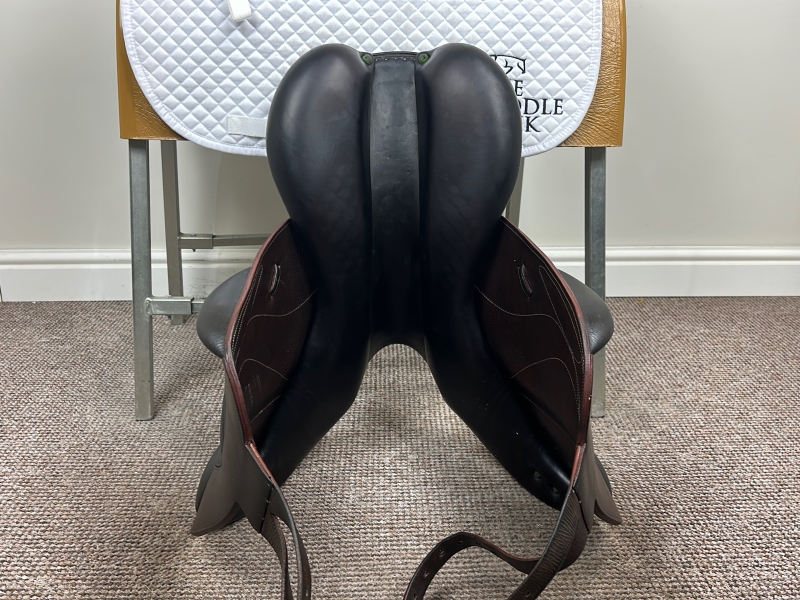 18 inch Devoucoux Chiberta O Brown Medium - C2872