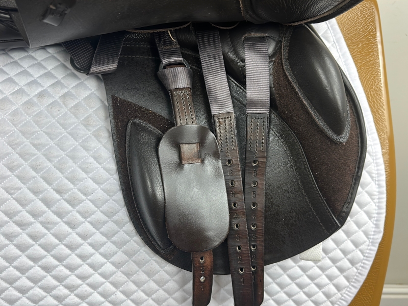 16 inch Kent and Masters Pony Club Long Leg MLL Brown Adjustable - S5142