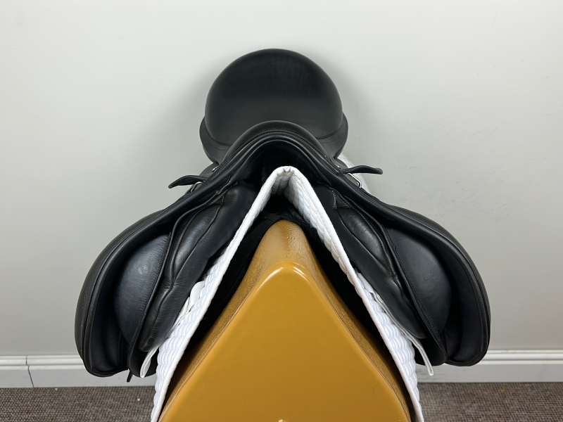 17 inch Loxley Foxhunter Black Adjustable - C2973