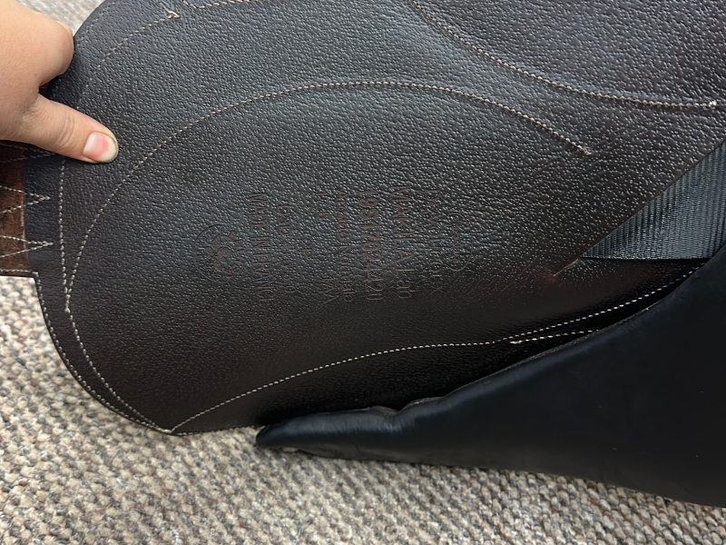 17.5 inch Devoucoux Makila Lab Brown Medium - C2982