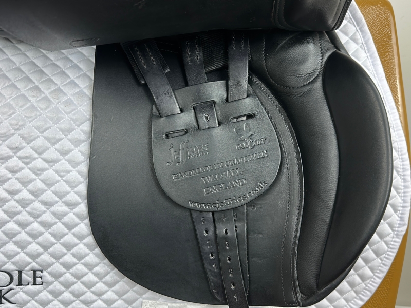 17 inch Jeffries Falcon Adler VSD Black Medium - C3012