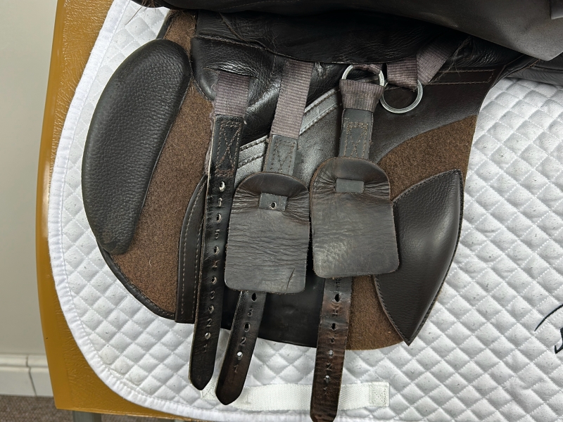 17 inch Kent and Masters Original High Wither GPD HGD Brown Adjustable ...