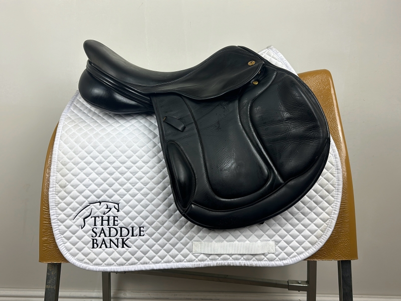 17 inch Exselle Integra Black Medium Wide - C3560