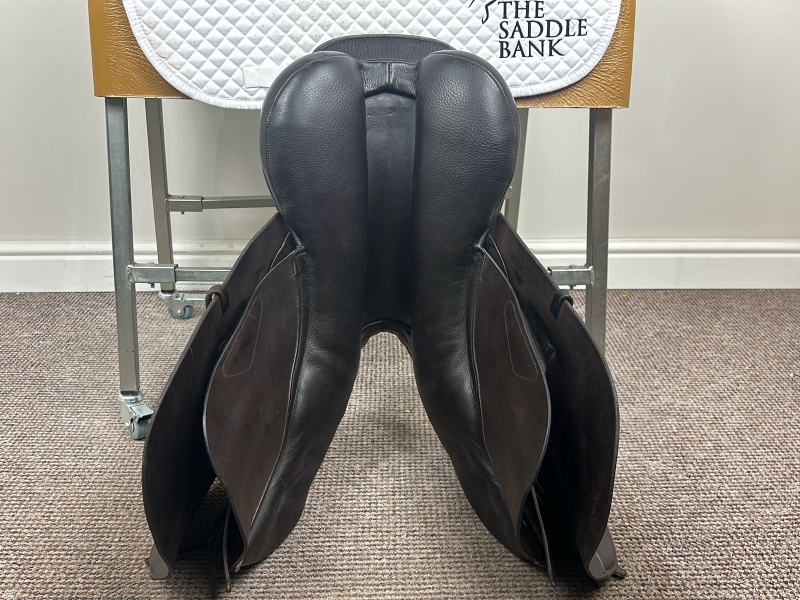 18 inch Albion 5000 XC Brown Medium Wide - C6302