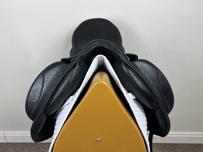 17.5 inch Erreplus Connect Black Medium - C6503